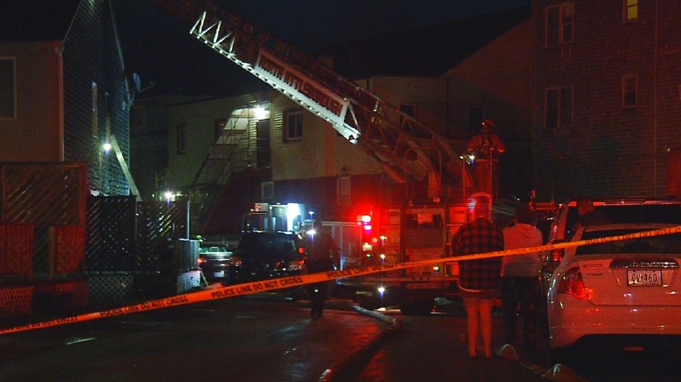 Two people displaced due to West Warwick fire | WJAR