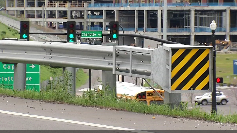 TDOT takes bids to remove criticized guard rail model | WZTV