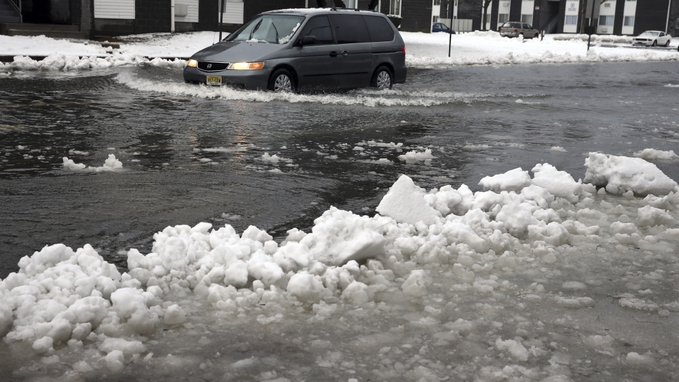Massive snowstorm brings flooding to East Coast | WBFF